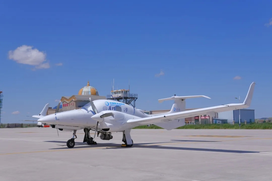 钻石航发AEC2.0L亮相2025第四届低空经济发展大会_芜湖钻石航空发动机有限公司